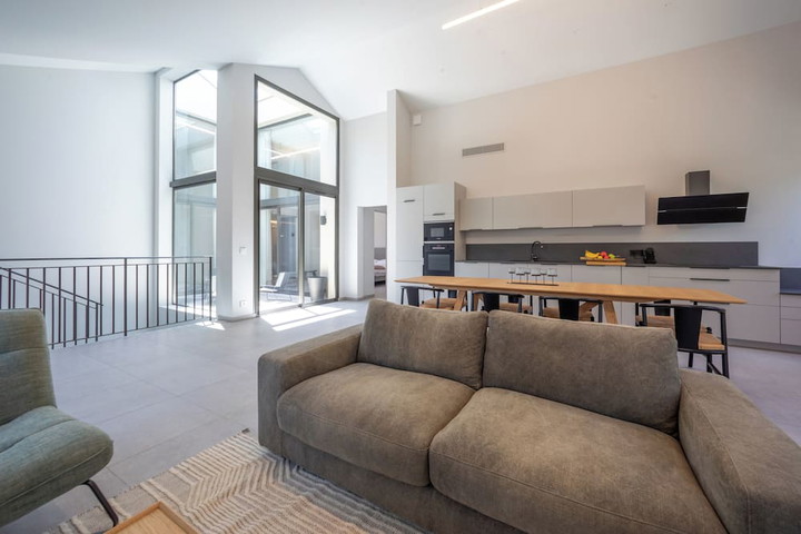 Résidence Les "Orangers", Appartement De 148m² Au Centre Ville De Saint-tropez - Saint-Tropez