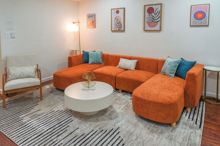 Disney Cozy Luxe Home: Arcade Game Room - Near Disney & Knott's Berry Farm - Anaheim