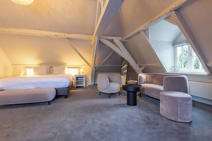 Comfortable Stay With Free Parking And Onsite Dining! Near Kasteel D'erp - Venlo