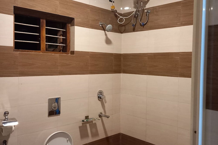 K V Wooden Homestay - Kerala