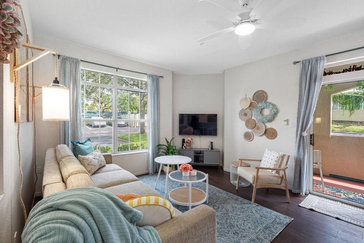 Ground-floor Clearwater Condo, No Stairs | King Bed, Sleeps 4, Heated Pool & Gym - Largo, FL