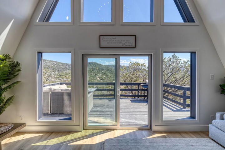 Dreamers Ranch Luxury Aframe - Leakey, TX