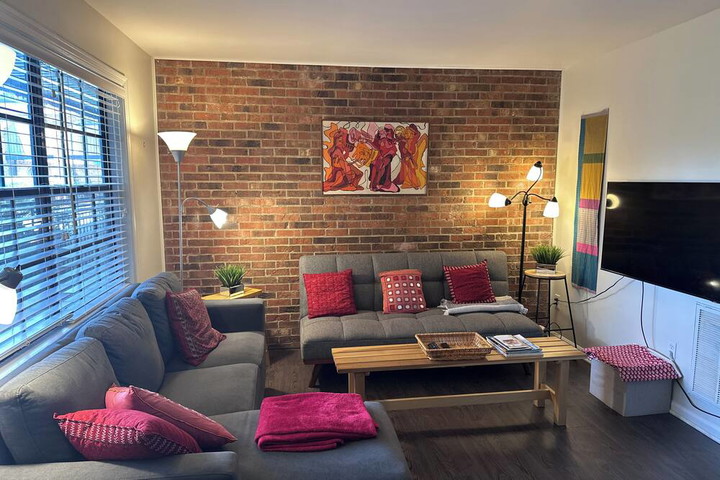 Historic Condo Near Dt Durham & Duke W/ Pool*open* - Durham, NC