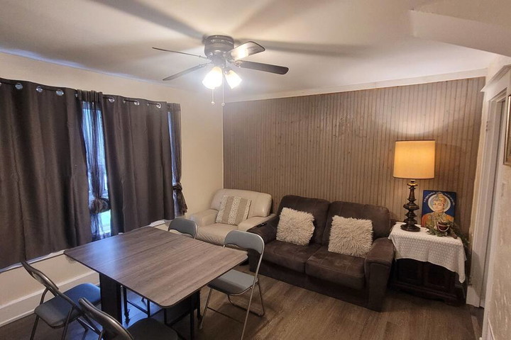 Serene 3-bedroom Home With Ac In Charming Welland - Port Colborne