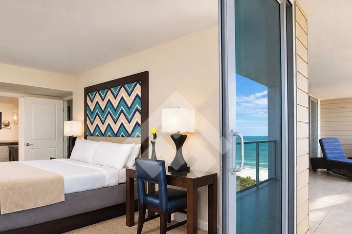 Beachfront Marriott Crystal Shores Resort + Resort Amenities Included - Marco Island, FL