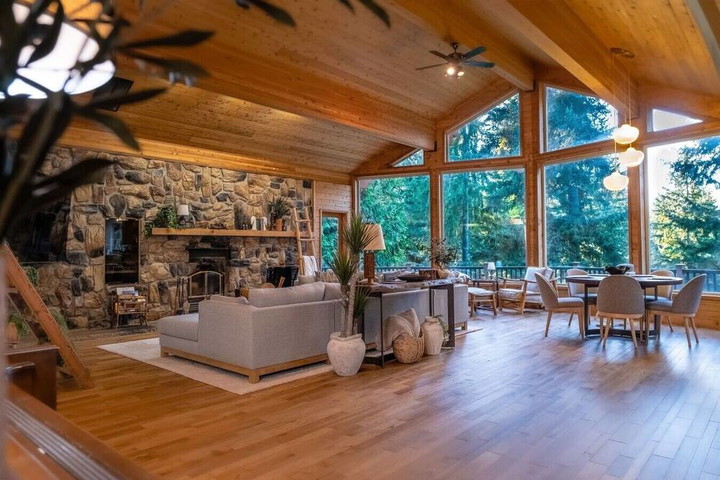 Private 5-acre Retreat · Hot Tub · Sauna · Sleeps 16 - Port Angeles, WA