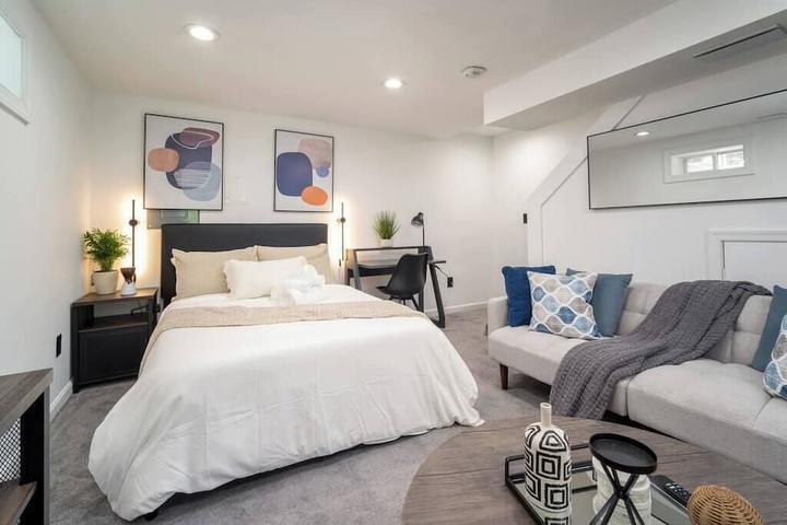 Luxury, Urban, & Elegant Oasis! Centrally-located! - Largo, MD