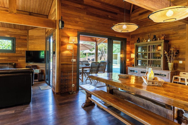 Villa Tout En Bois Exotique Dans Le Maquis, Piscine Privée Chauffée Jacuzzi. - Porto-Vecchio
