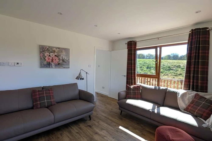 Beech Lodge | Hot Tub Retreat Near Loch Ness - Loch Ness