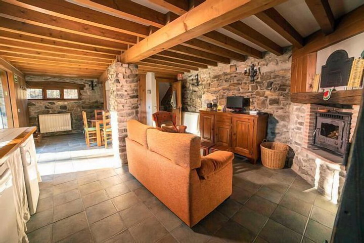Casa Rural El Huerto De La Fragua Para 5 Personas - Enciso