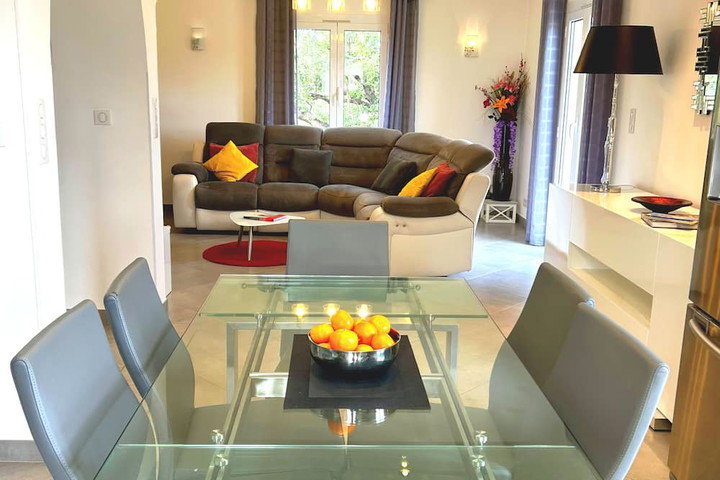 Calvi Moderne Neue Wohnung Wifi 3 Schlafzimmer, 4 Bis 6 Personen 10mm Strand, Blick Auf Die Berge - Calvi