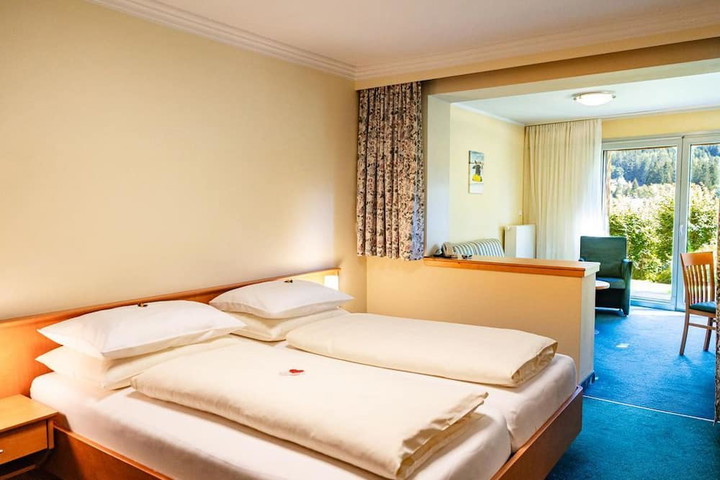 Doppelzimmer Komfort - Hotel Sonnenheim - Bad Kleinkirchheim