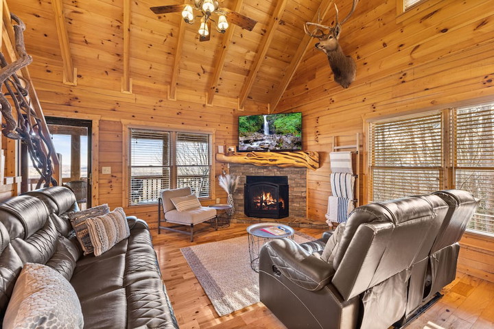 Above & Beyond - Cabin W/ Massive Views Near Helen - Cleveland, GA