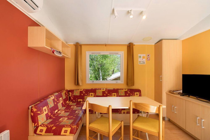 Mobile Home '4 Personnes Climatisé' Avec Piscine Partagée, Wi-fi Et Climatisation - Vézac