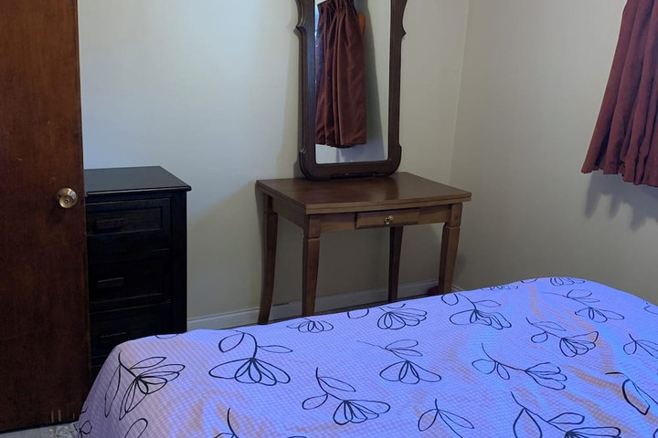 Private Basement Suite With Laundry In Vancouver - Vancouver
