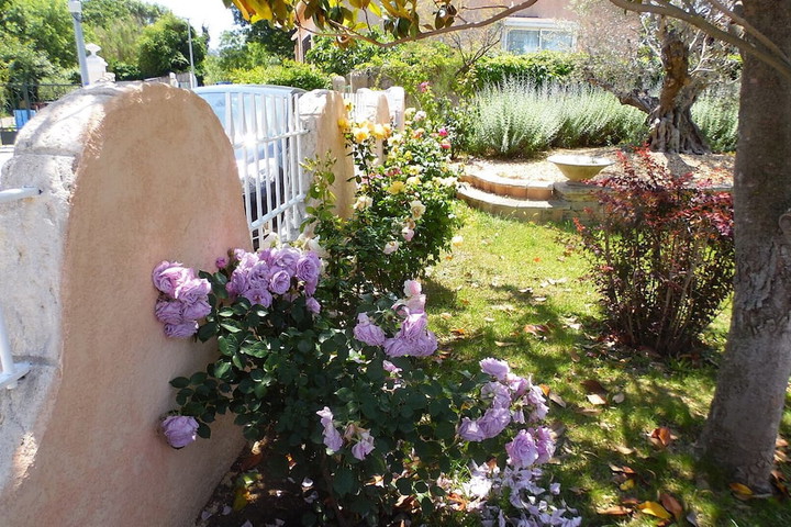 Villa ô Chris, Spacieuse, 2 Terrasses, 1 Spa , Marseille, La Côte Bleu, Aix 15mn - Marignane