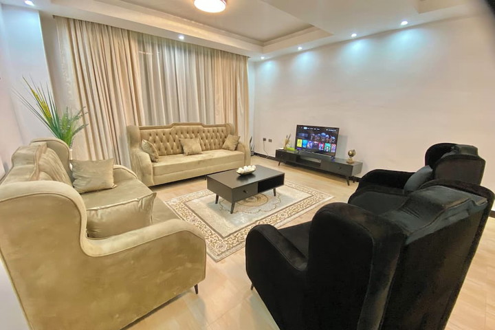 Prime Bole 3br Apartment, Walk To Airport, Balcony Views - Addis Ababa