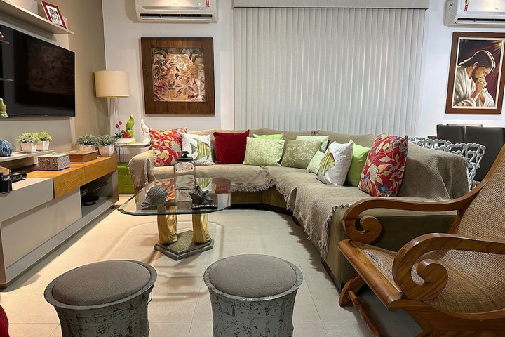 Spacious House For Up To 19 People, 5 Minutes From The Beach. - Rio das Ostras