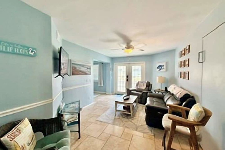 Amazing First Floor Condo Steps From The Beach W/ Breathtaking Views - Sleeps 6 - Cape Canaveral, FL