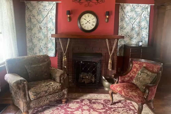 Cozy And Classic Home In Wheeling, West Virginia - Oglebay Resort, WV