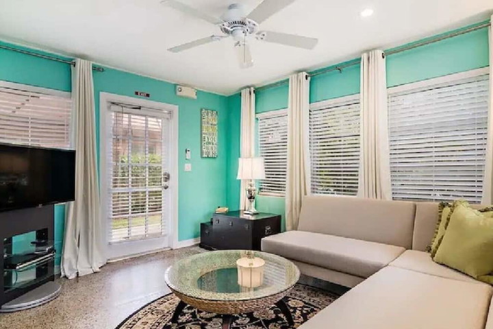 Casa Bella 08 - Palm Beach, FL
