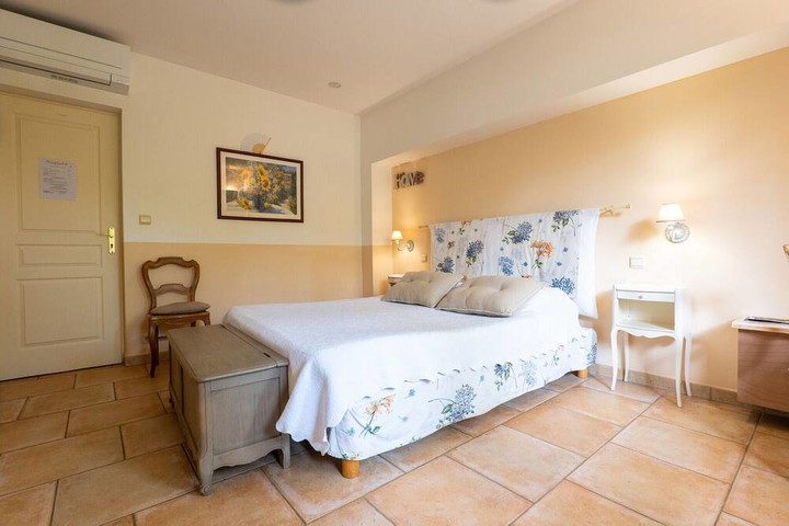 Bed & Breakfast Le Mas Du Loup Zimmer Loup Mit Bergblick, Gemeinschaftsterrasse Und Wlan - Moustiers-Sainte-Marie