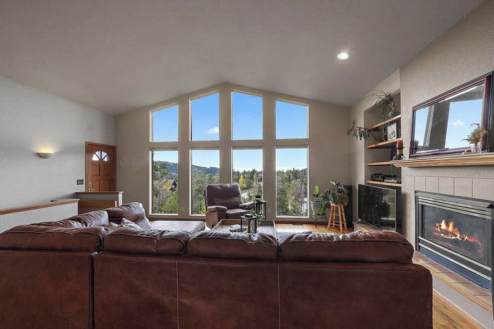 Luxury Evergreen Retreat · Fireplace · Mountain Views · 45 Min Denver - Evergreen, CO