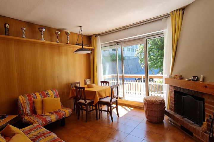 Alloggio Ad Artesina Con Vista Alpi, Ski-in/out, Camino E 6 Posti Letto - Lurisia