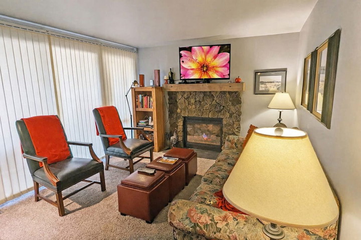 Mt View Lodge 36 - Sharc, Pet Friendly, Fireplace, Views! - Sunriver, OR