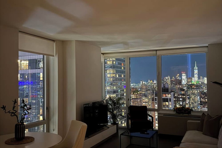 Penthouse On The 45th Floor Suites In Perfect New York With Fitness Room And Ac - Manhattan, NY