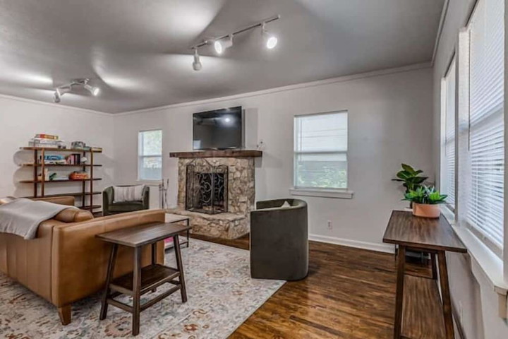Our Family Would Love To Share Our House With You! - Tulsa, OK