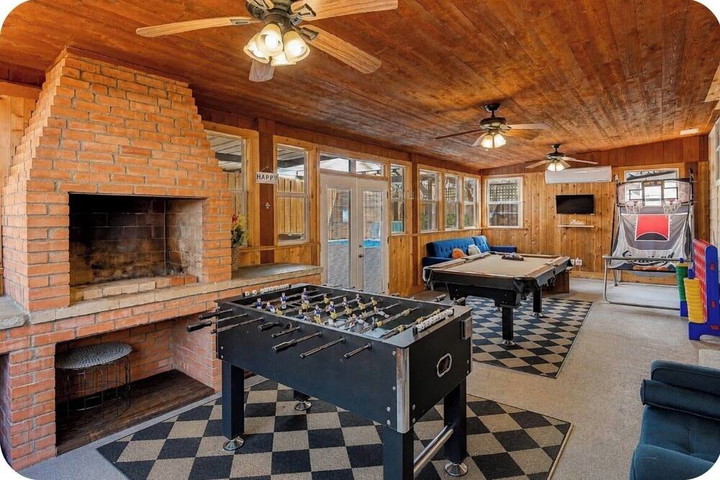 Oak Cliff Oasis I Swim Spa, Sauna, & Gameroom! 10 Min To Bishop Arts District - Dallas, TX