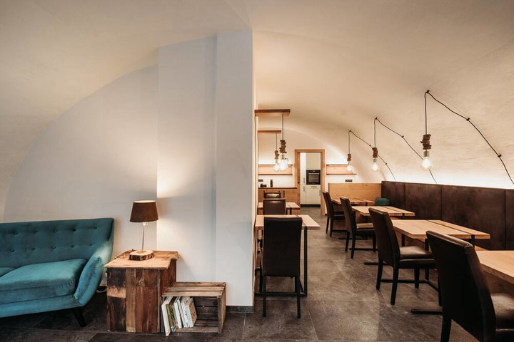 Modern-traditional Apartment With Private Terrace - Brixen