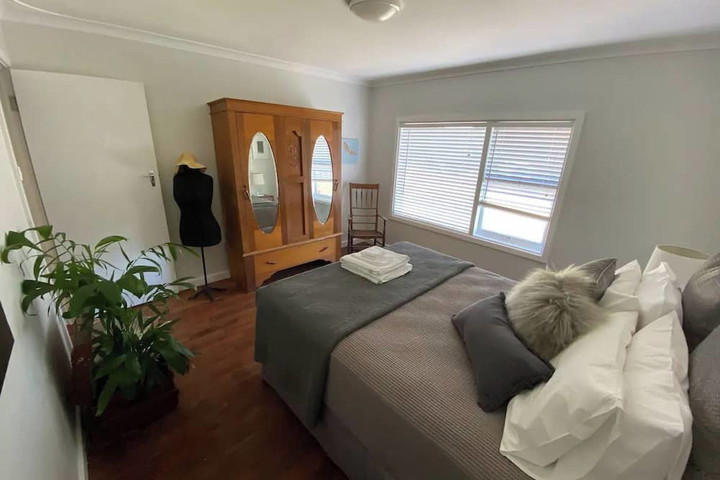 Nelson Cottage - Relaxed Retro, Modern & Original - Albany