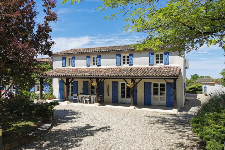 Gite De Charme Dans Les Vignobles De Cognac Avec Grande Piscine Et Salle De Jeux - Jarnac