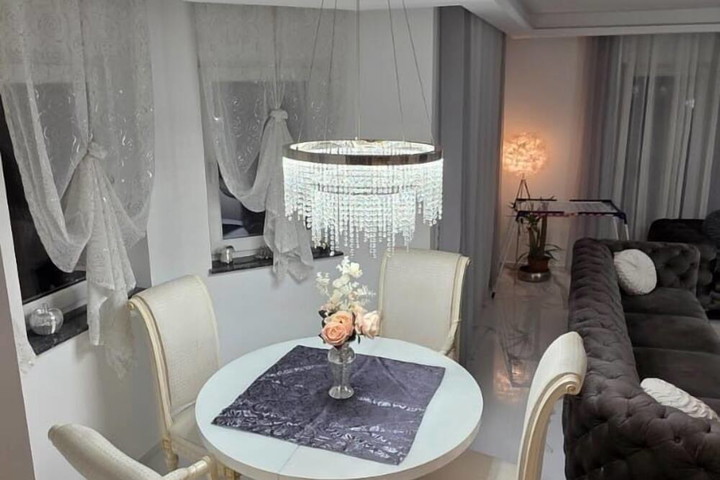 Luxury 115m² Design Apartment With Fireplace, Spa Bath & Balcony Lounge - Erlangen