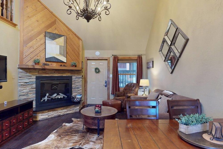 Walk To Slopes | Master Ensuite | Snowfire 303b - Angel Fire, NM