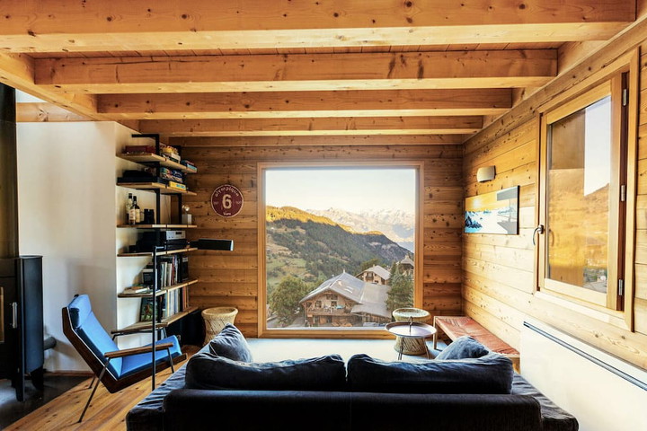 Luxury Chalet In Vars - Mountain View, 3 Bedrooms, Parking - Ceillac