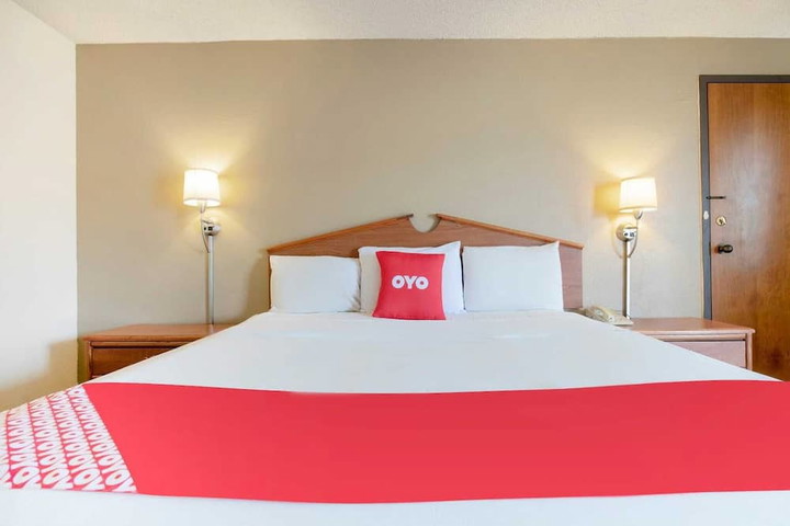 2 King Bed|  Non Smoking - Tulsa, OK