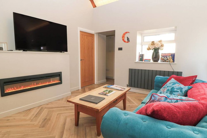 Mayfield Cottage, Pet Friendly, With A Garden In Crudwell - Malmesbury