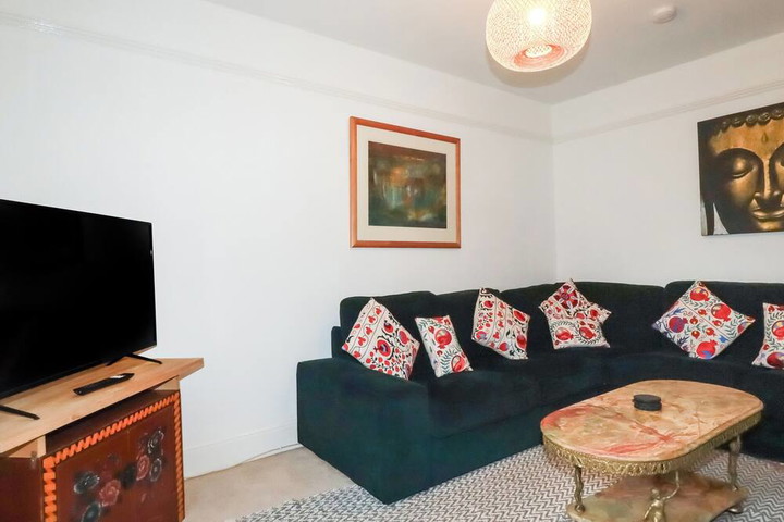 Lost In The Woods Lodge, Pet Friendly, With Hot Tub In Bodmin - Bodmin