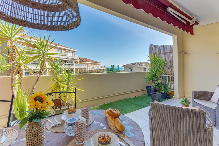 Imperia Ap4490 By Riviera Holiday Homes - Carros