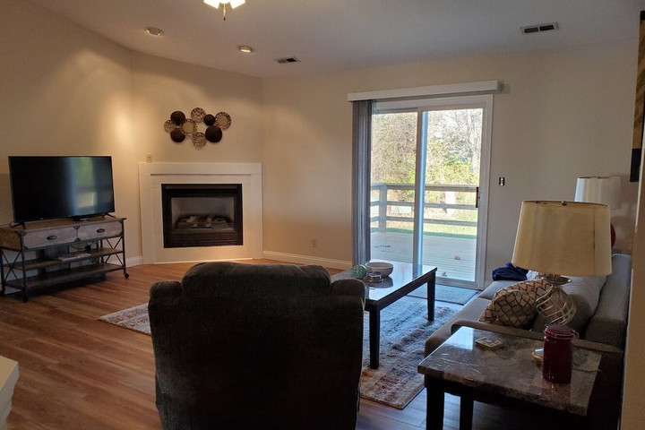 Relaxing Home 7 Miles To Downtown And Purdue - Lafayette, IN