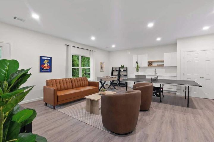 The Central Nest | Brand-new 2025 Build | 6br King - Duluth, GA