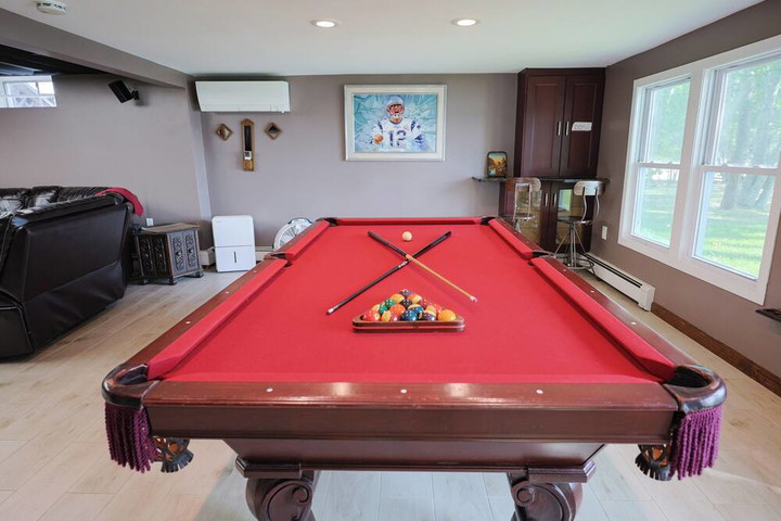 Cape Cod Lakefront Estate With Beach, Hot Tub And Sauna - Falmouth, MA