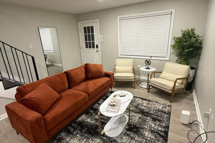 Uptown Modern Escape - 4bd/2ba - Memphis, TN