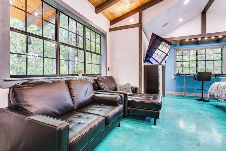 Paluxy Riverfront Couples Studio On Over 2 Acres! - Glen Rose, TX