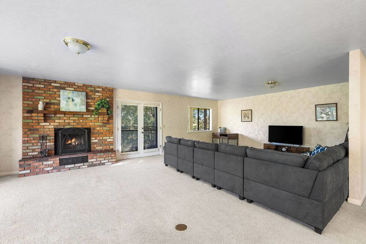 Prescott Family Getaway: Spacious 4-bedroom Retreat With Game Room And Wildlife - Prescott, AZ