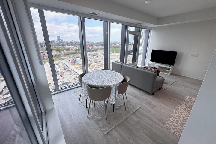2bedroom,2 Bathroom Apartment In The Heart Of Toronto - Toronto