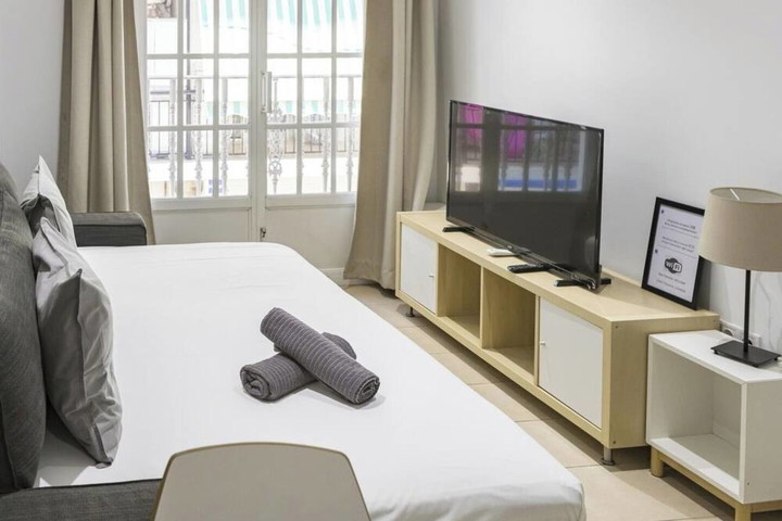 Modern Apartment Next To The Beach And Restaurants - Mijas